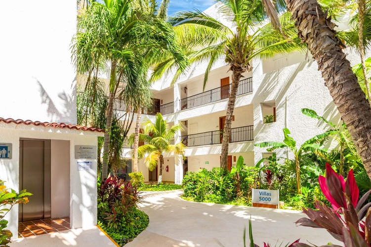 Celebra a Mamá en el Hotel Beachscape Kin Ha Villas and Suites Cancún ...